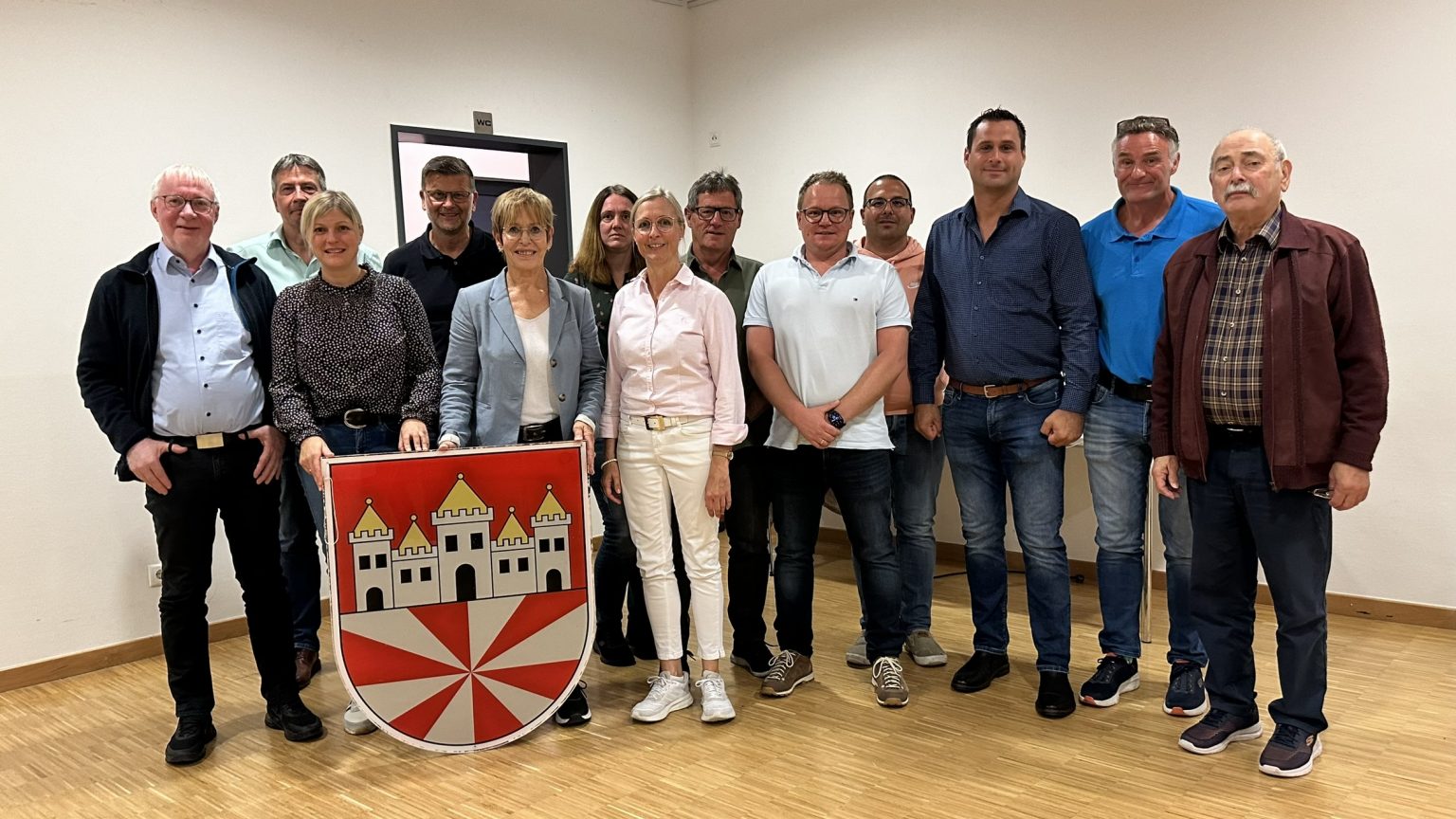 Dietzler bleibt Bürgermeister – Gemeinderat hat sich konstituiert – Ortsgemeinde Königsfeld